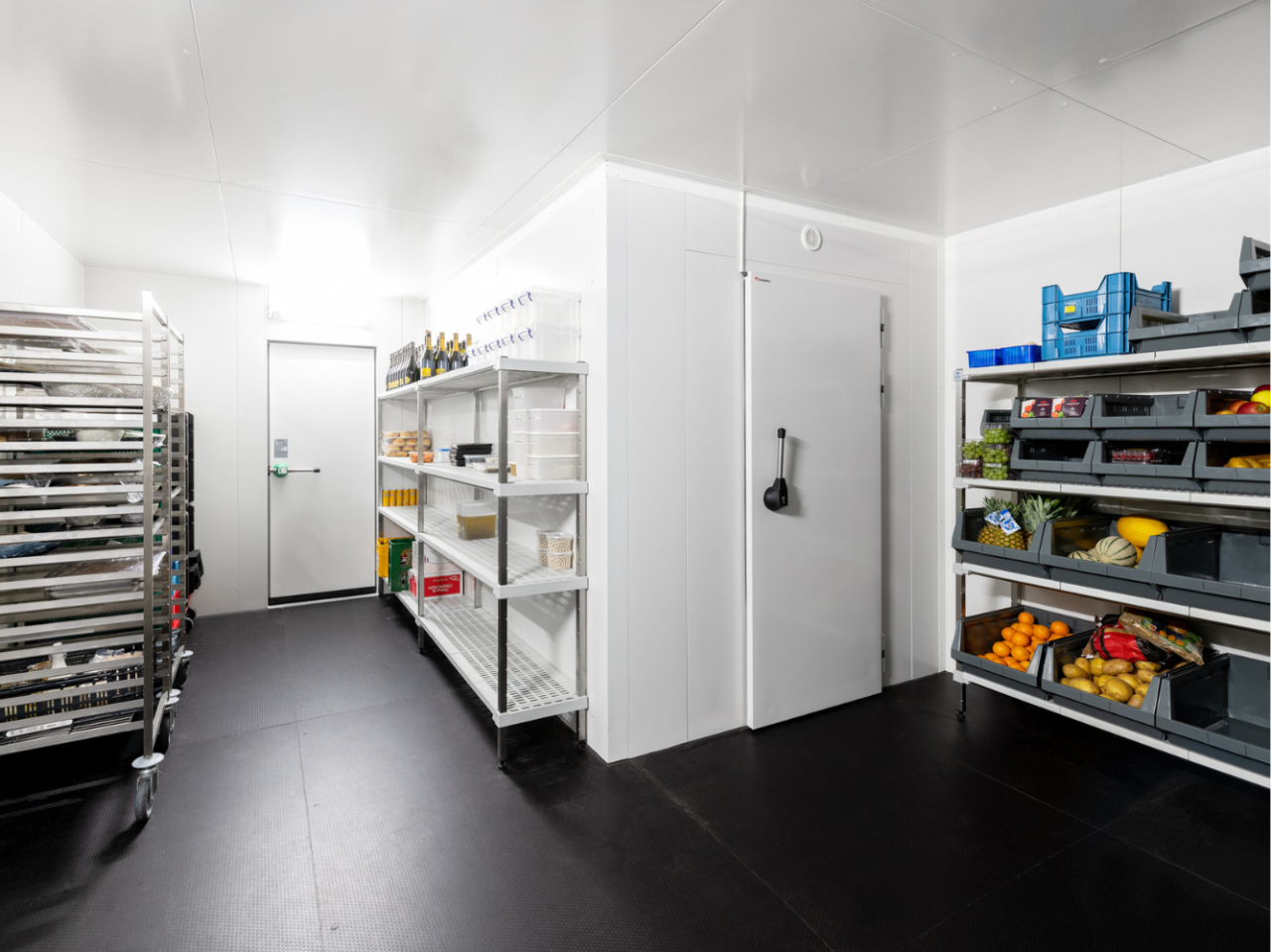 Cold rooms and freezers for the hospitality industry | isomasters